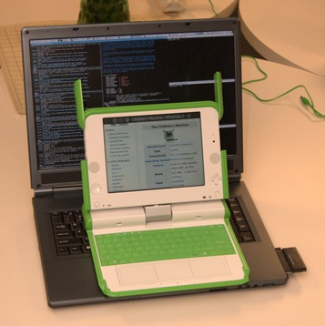 Gallery of photos of the "One Laptop Per Child" laptop - Boing Boing