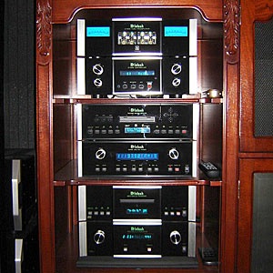 Gorgeous McIntosh home theater / Boing Boing