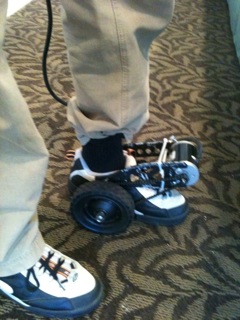 Motorized shoes - Boing Boing